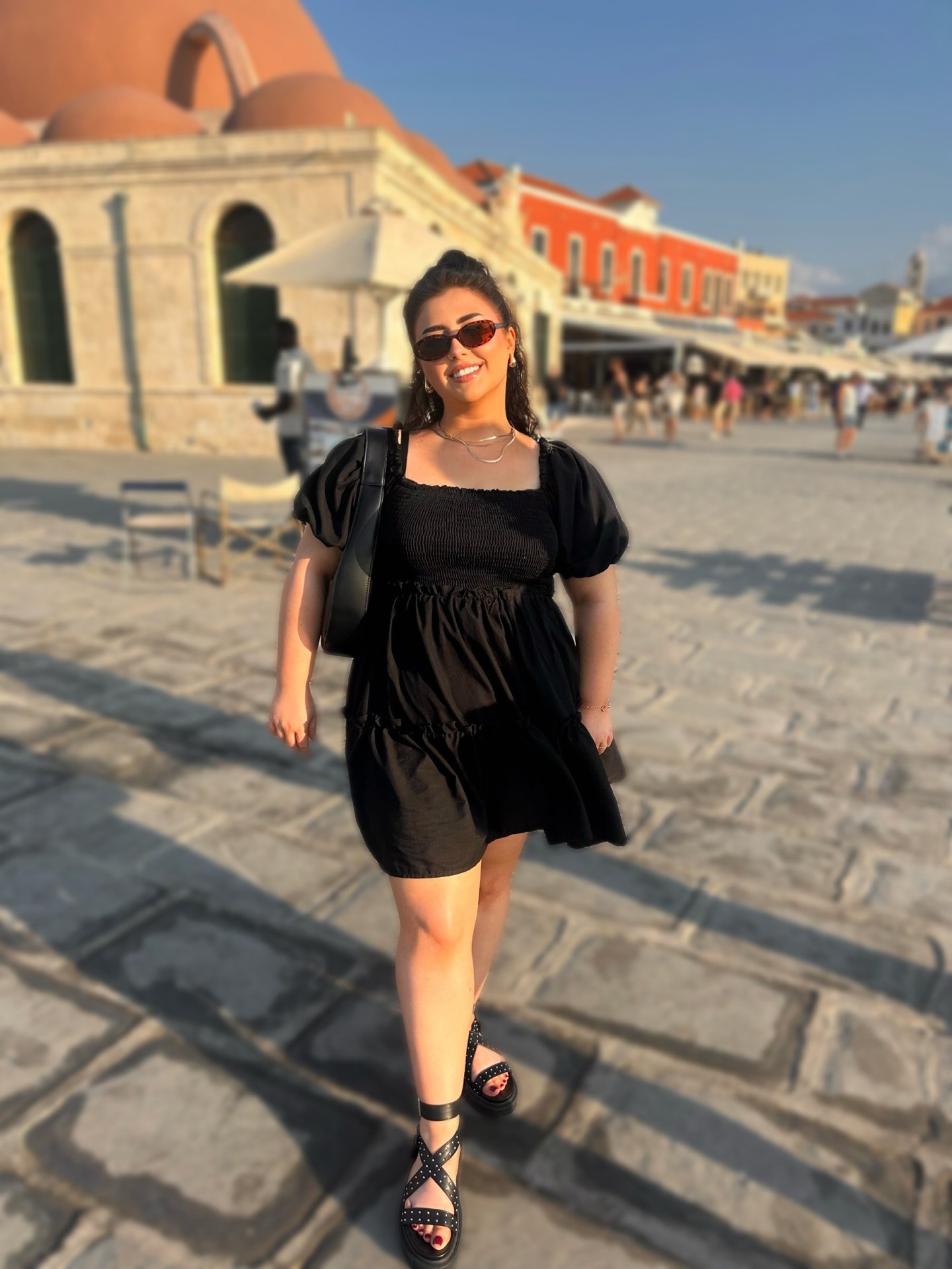 About the Author – Kat Writes ️